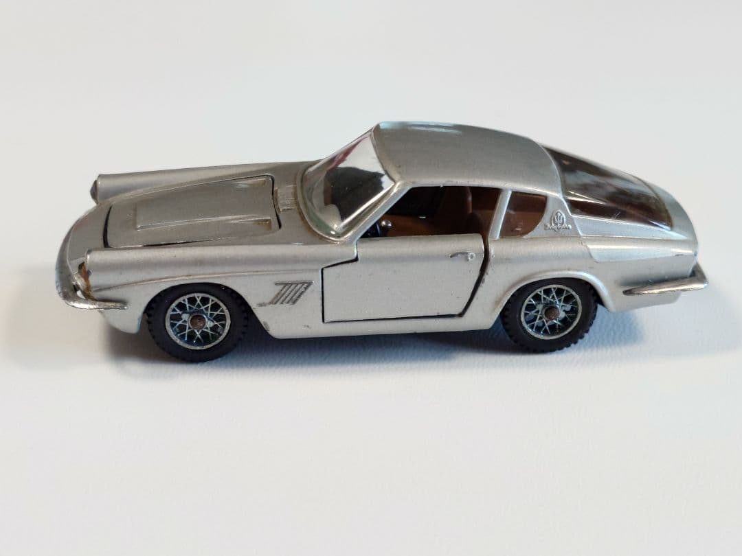 ミニカー MEBETOYS A-10 MASERATI MISTRAL COUPE