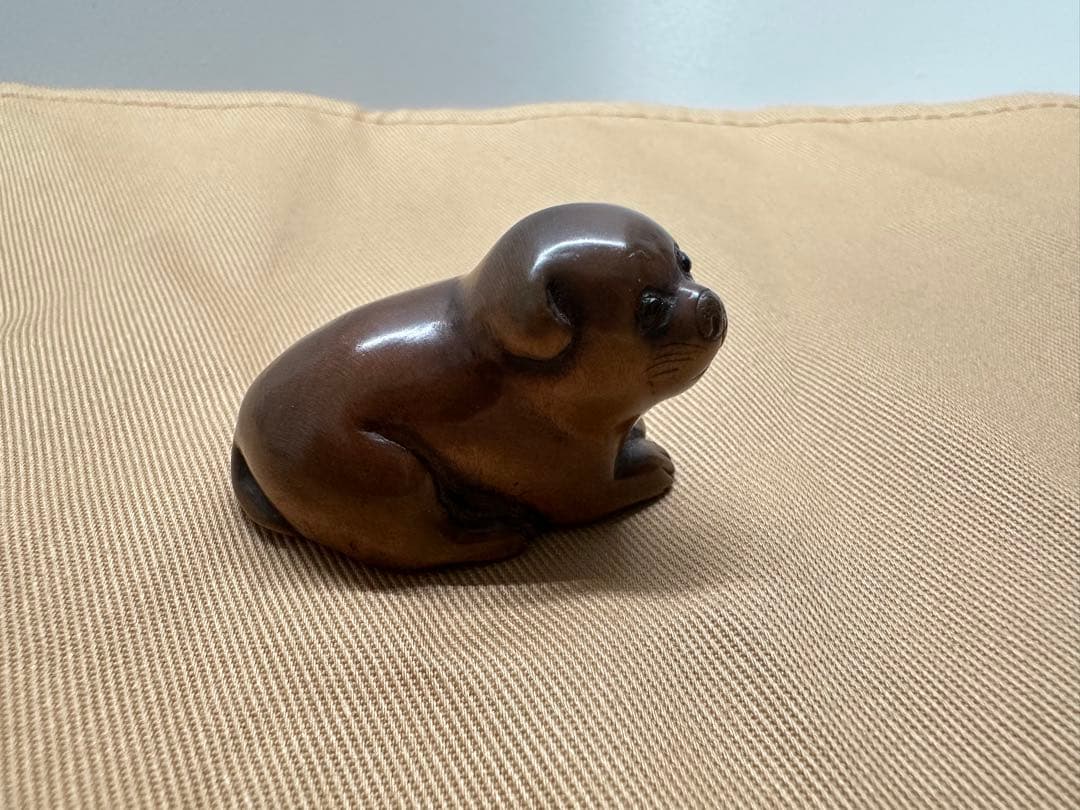 根付(netsuke) 犬の根付　木製　江戸時代