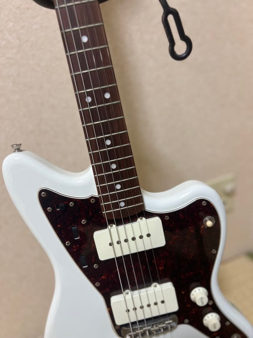 Fender Jazzmaster ホワイト