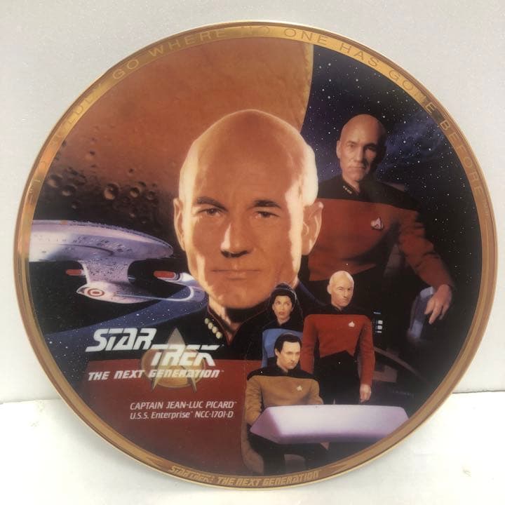 スタートレック　ＴＮＧ　ピカード、データ、ジャッジア　絵皿とマグカップ　セット