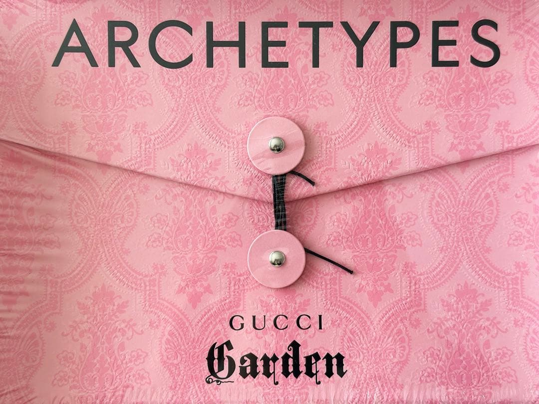 GUCCI グッチ GARDEN ガーデン ARCHETYPES アート ブック