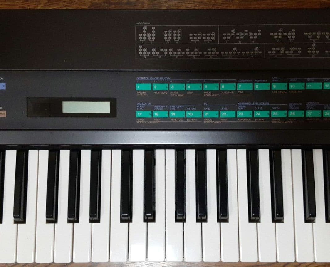 YAMAHA DX7 デジタルシンセサイザー 61鍵 カートリッジ✕2他付属品