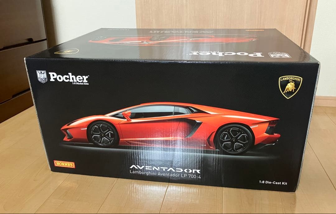 1/8 ポケール Pocher ランボルギーニ アヴェンタドール LP700-4