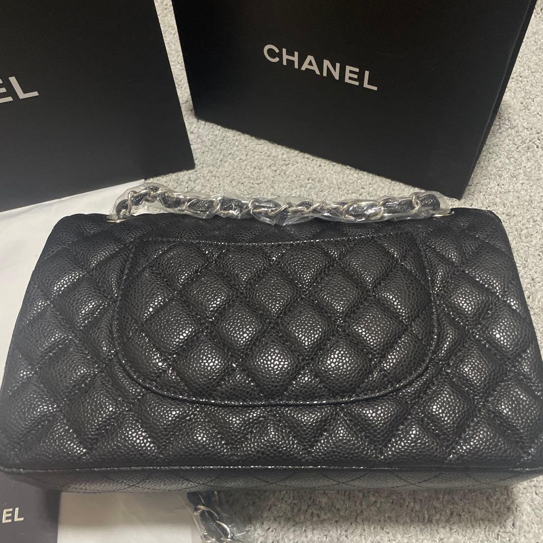 即日発送ノベルティ　CHANEL チェーン　フラップバッグ　キャビアスキン
