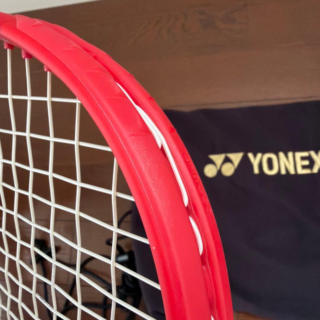 【美品、おまけ付】YONEX Vコア100 テニスラケット