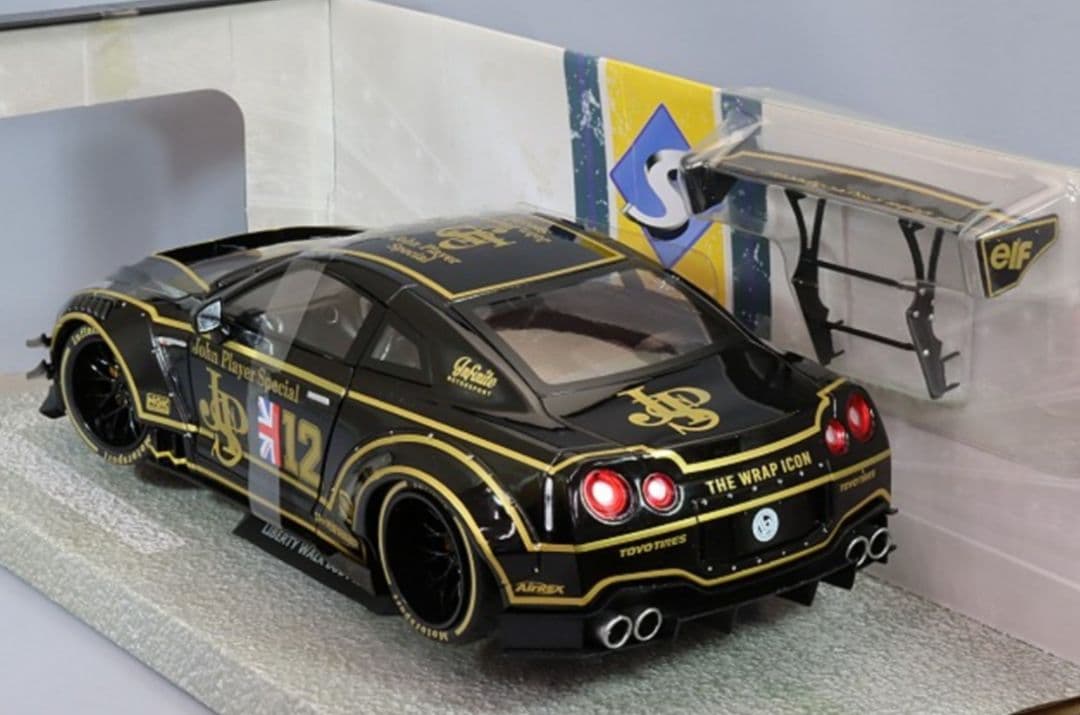 ソリド 1/18 日産 GT-R R35 リバティーウォーク JPS 2022