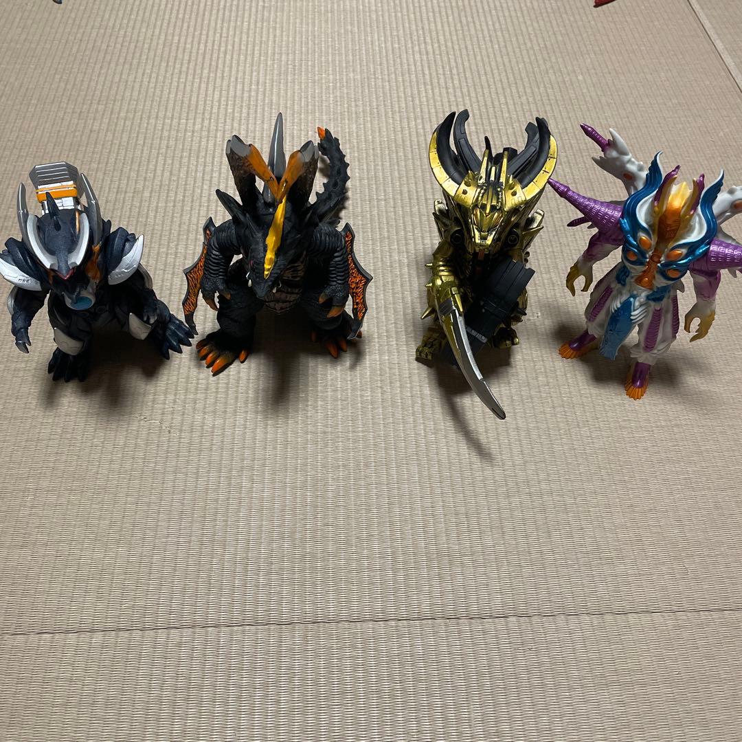 ウルトラマン・怪獣フィギュアセット　62体