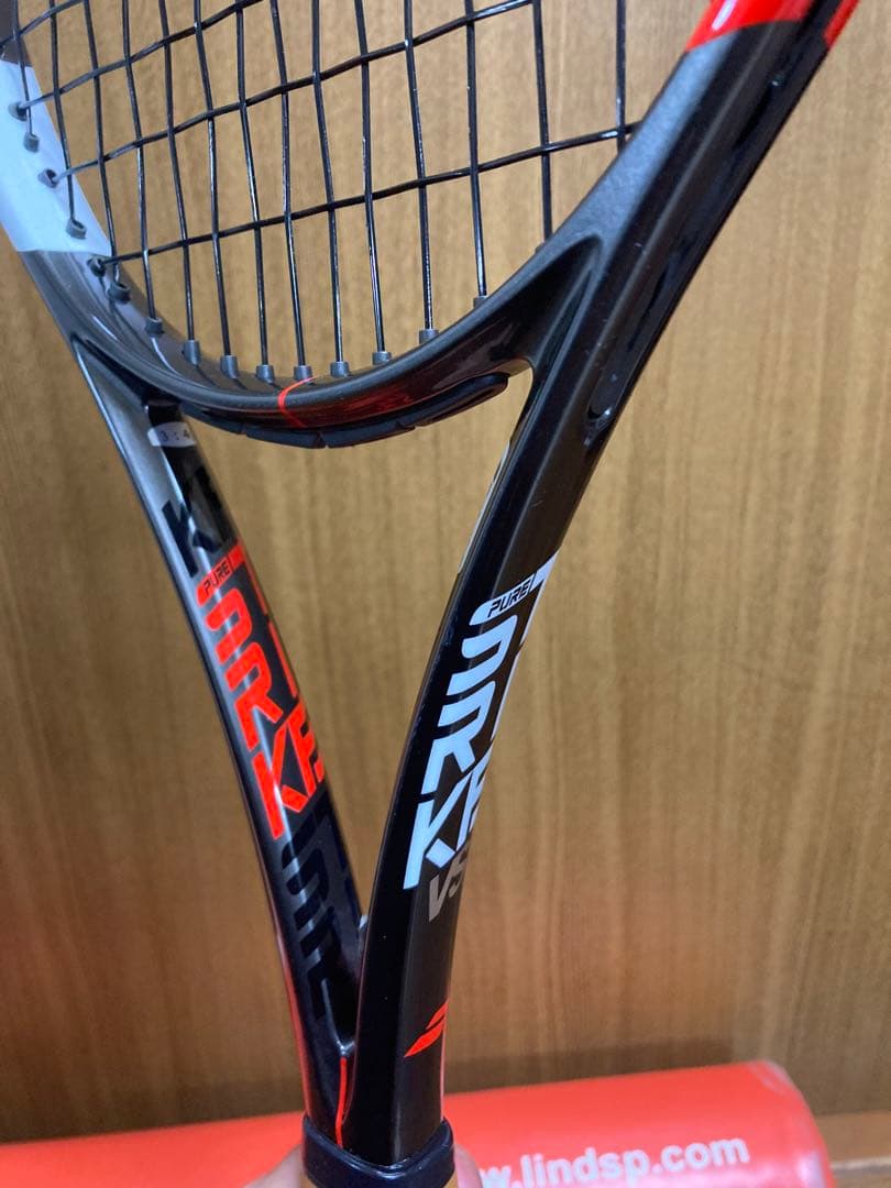 バボラ硬式ラケット　ピュアストライク