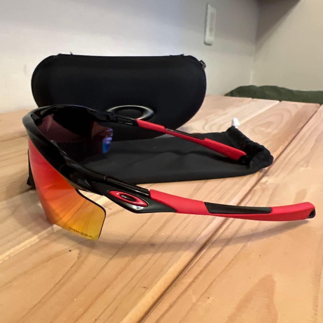 Oakley スポーツサングラス レッド/ブラック