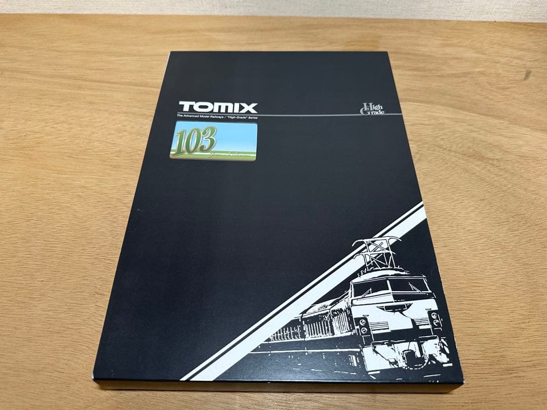 TOMIX 103系通勤電車(JR西日本仕様・黒サッシ・ウグイス)6両