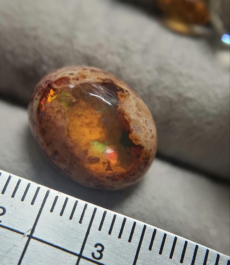 天然カンテラオパール 7.670ct