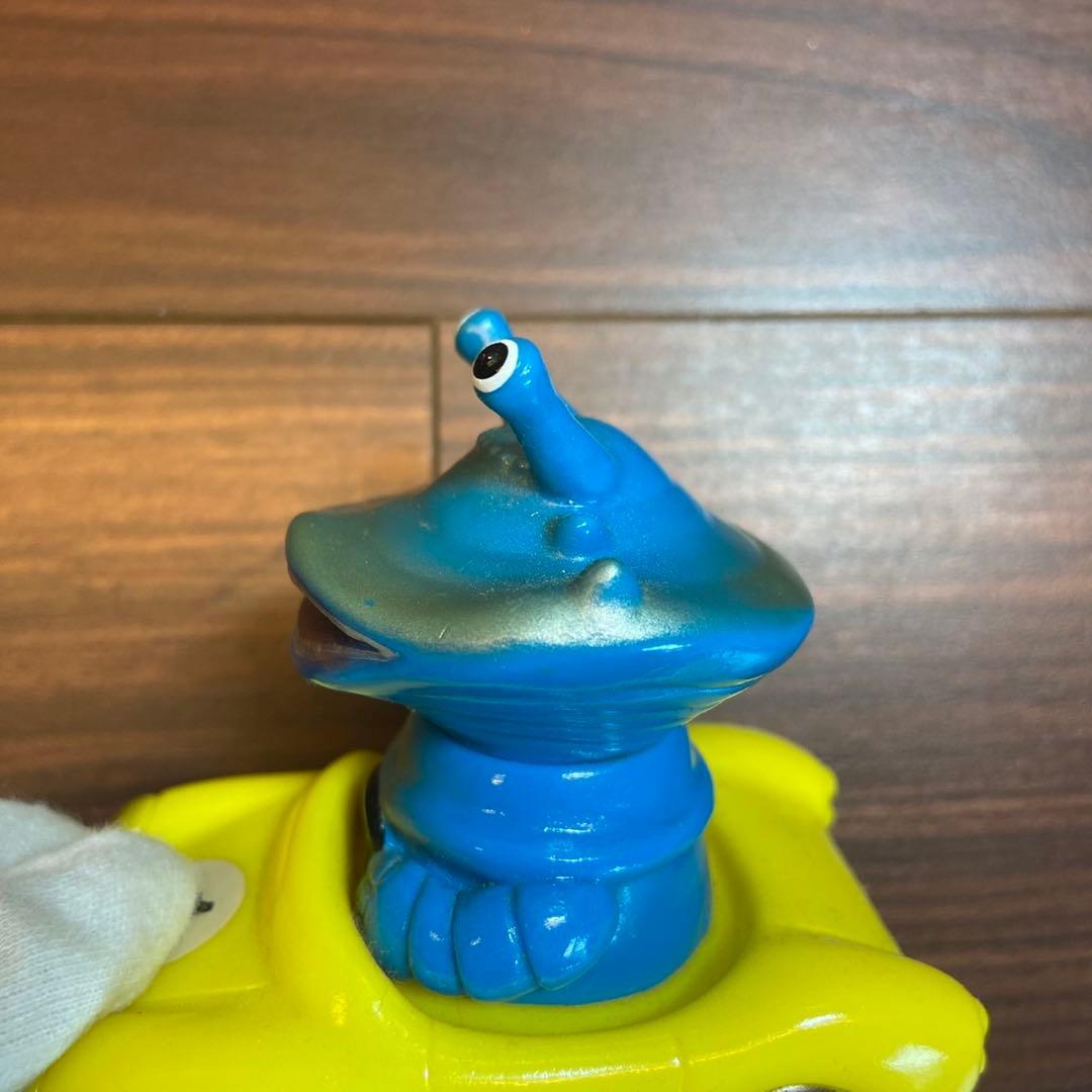 トイグラフ 怪獣レーサー カネゴン ソフビ 5371