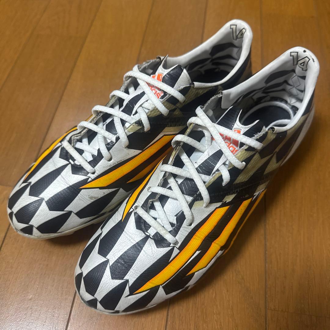 サッカースパイクアディゼロf50