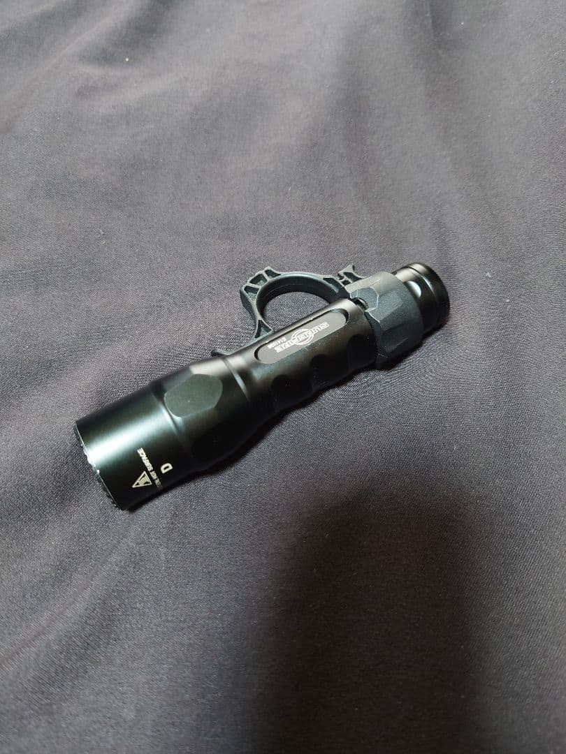 ライト・ランタン SUREFIRE 6PX PRO