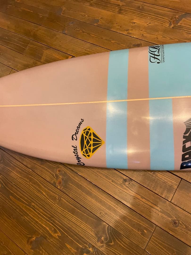 中古　CRYSTAL DREAMS 5'7 1/2 シングルフィン