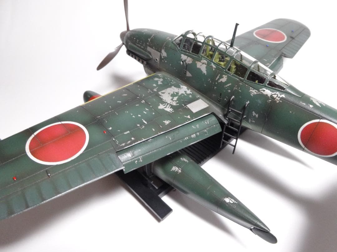 タミヤ1/48日本海軍攻撃機「晴嵐」完成品