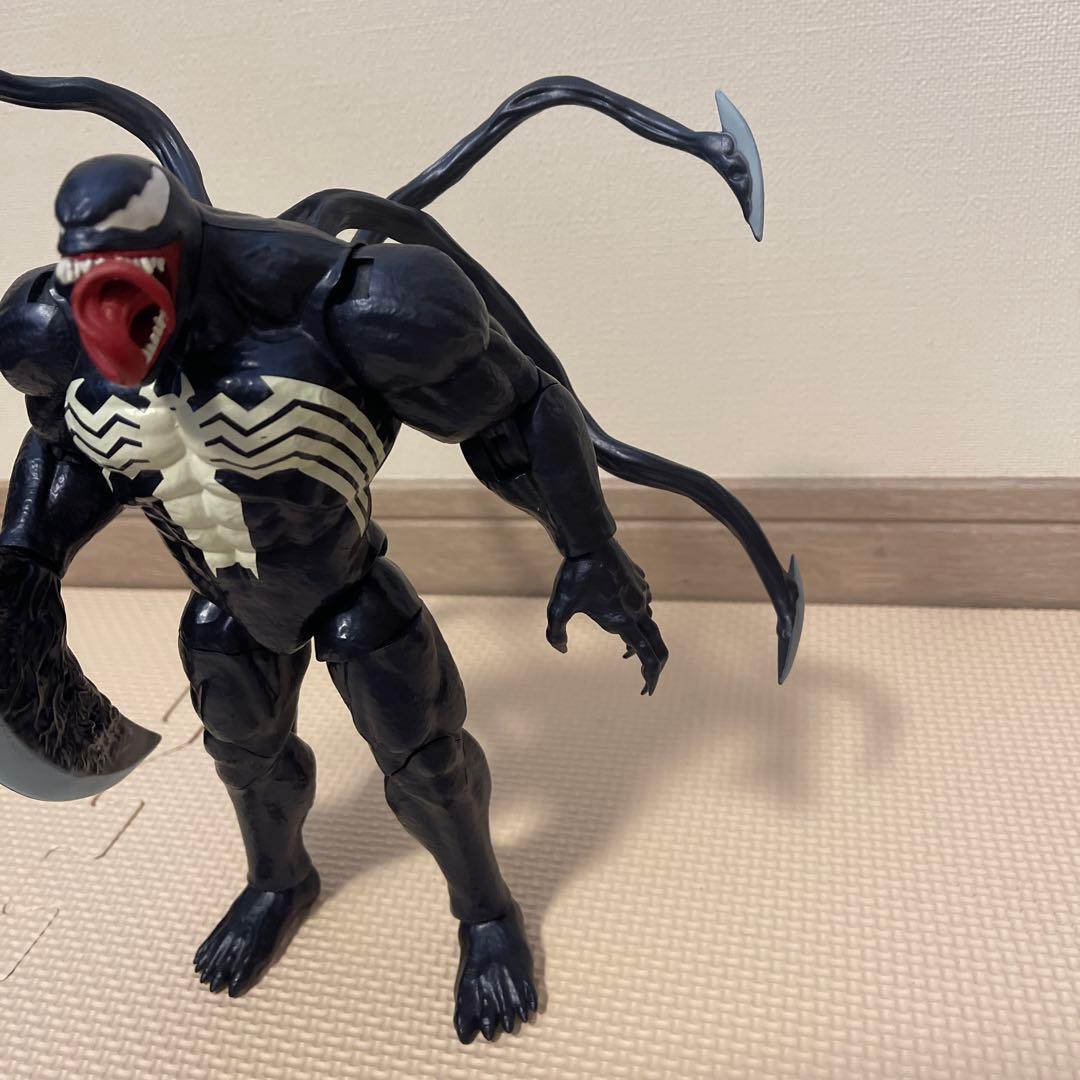 Venom 可動式フィギュア 触手付き
