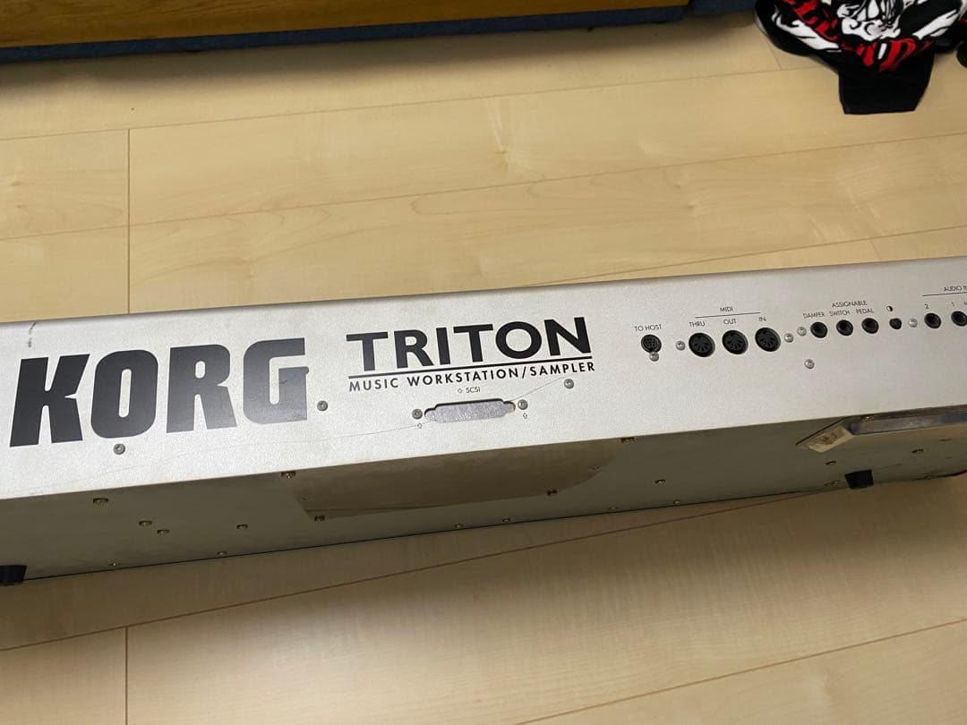 【限定値下げ】 KORG TRITON 音楽ワークステーション61鍵