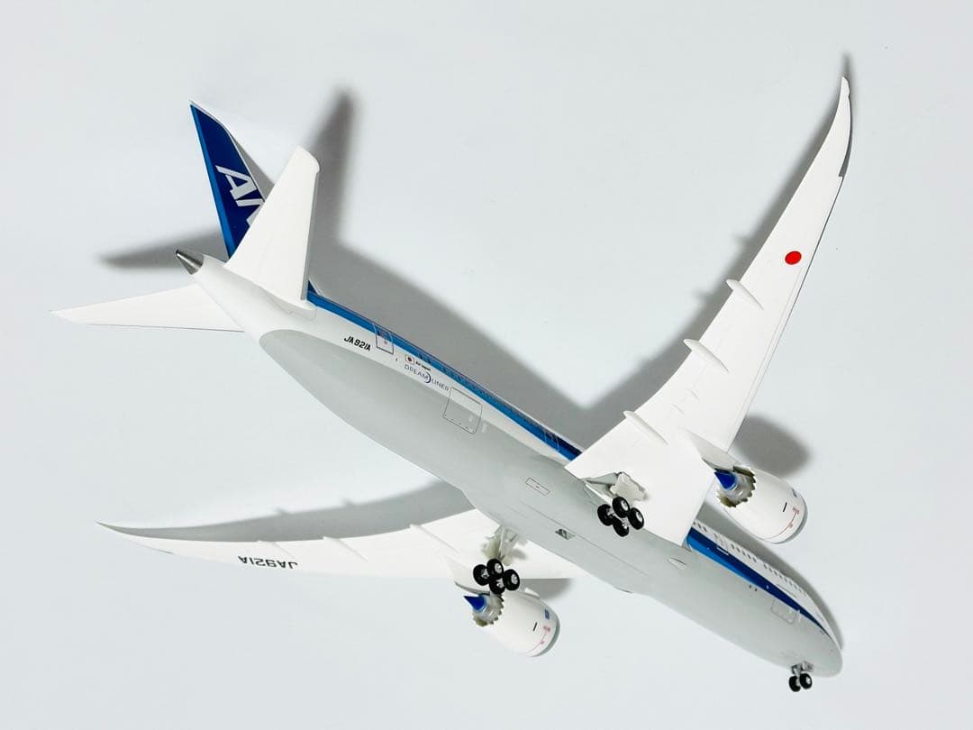 全日空商事 1/200 B787-9 inflight wing NH20168