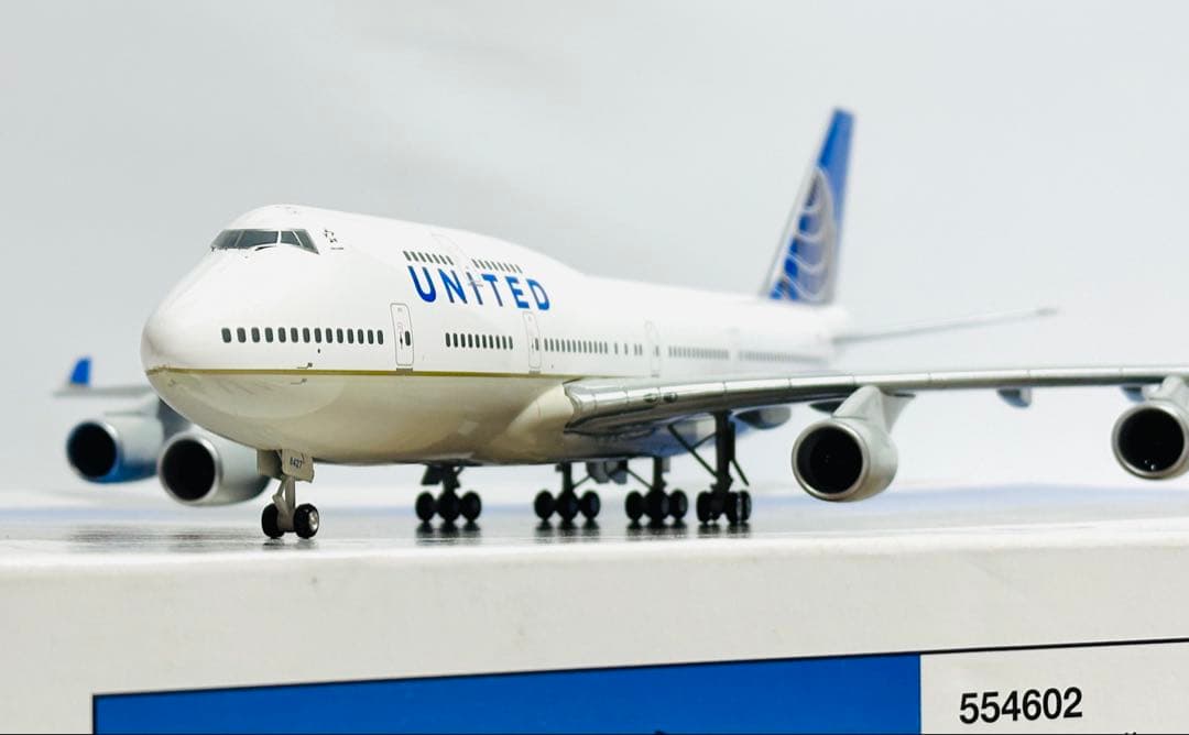 航空機・ヘリコプター Herpa 1/200 United Airlines B747-400