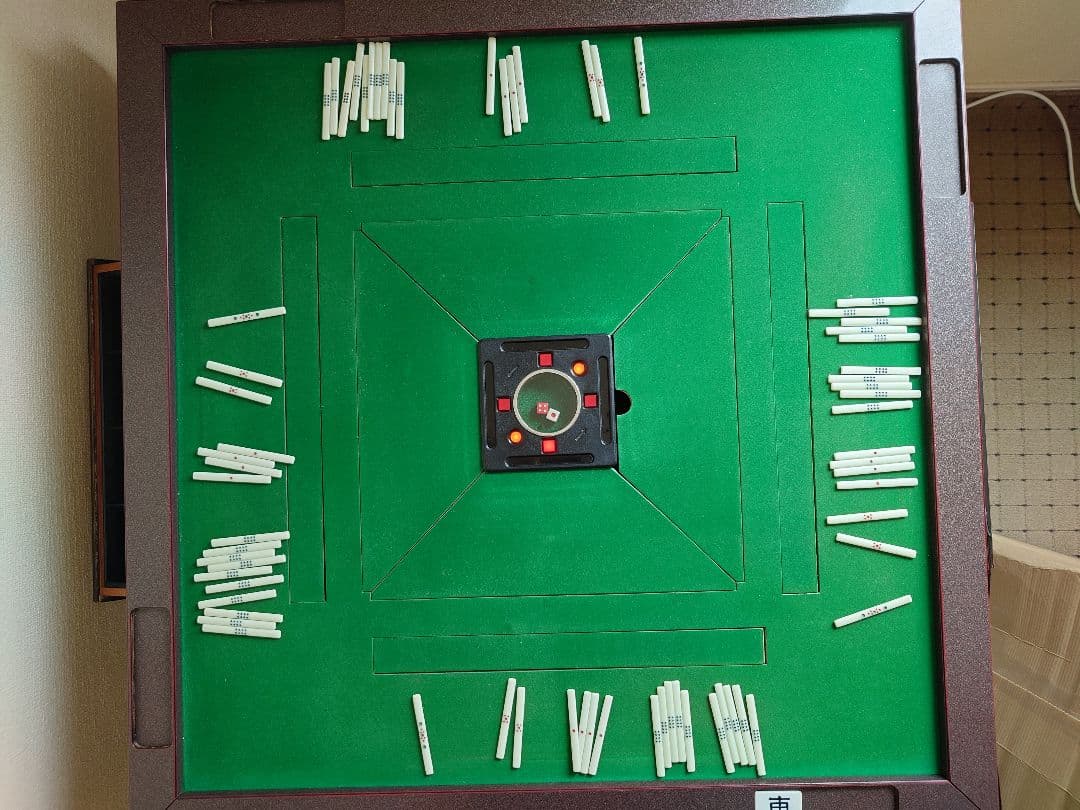 【動作OK】【送料込み】全自動麻雀卓 雀豪 マーク3　椅子&テーブルセット
