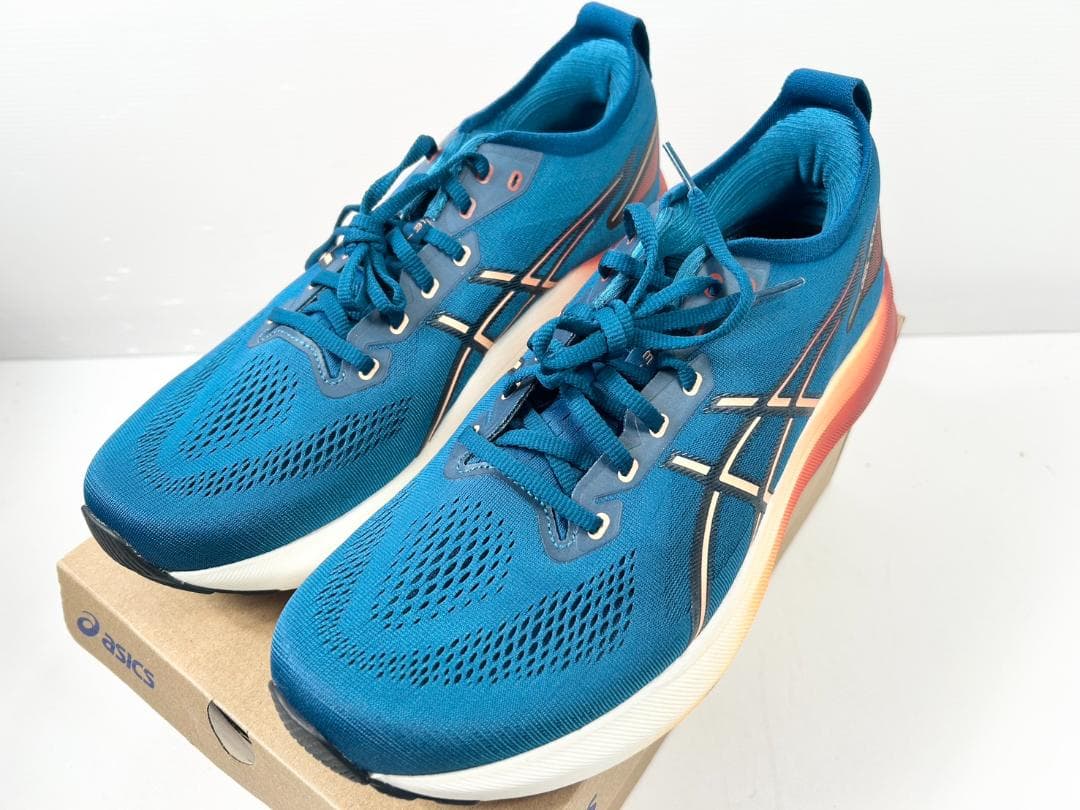 新品未使用品　ASICS GEL-KAYANO31 30cm