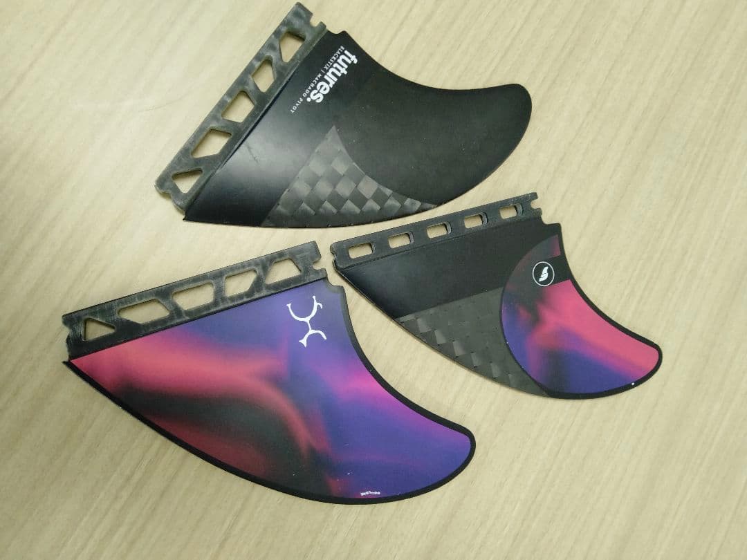★Futures Rob Machado Pivot フィンLサイズ中古★