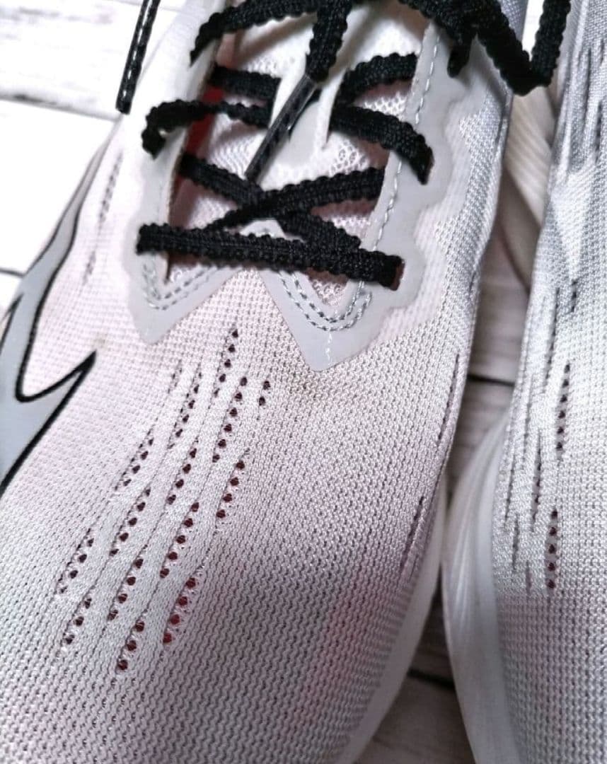 ミズノ　ウエーブリベリオンプロ 2 　ランニングシューズ