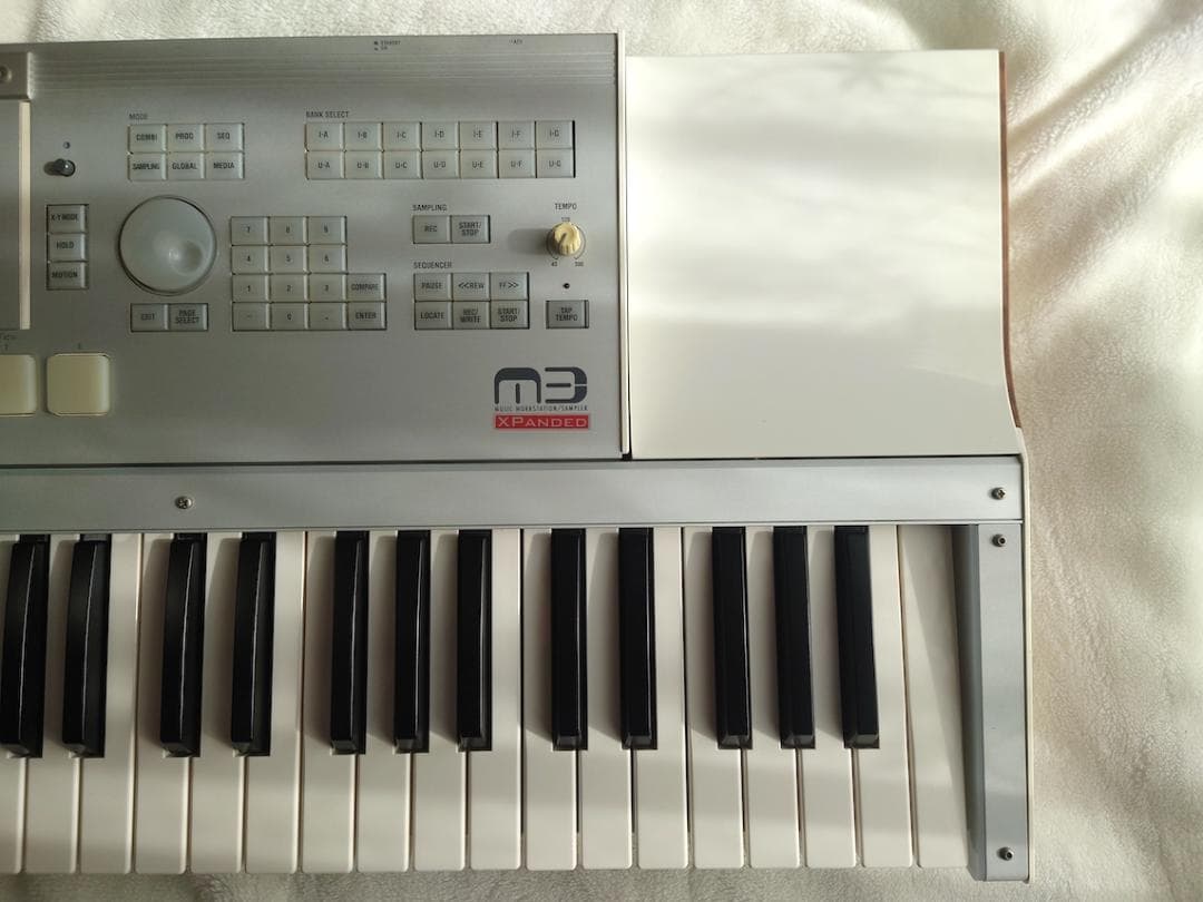 Korg M3 シンセサイザー 61鍵