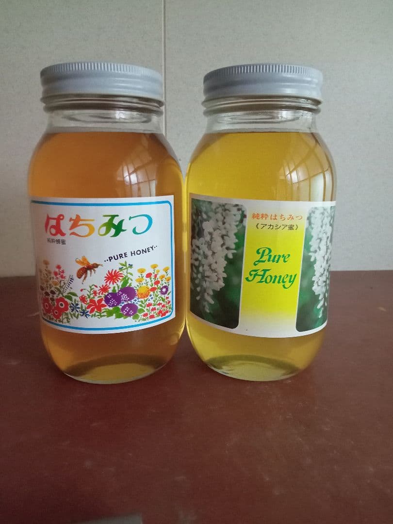 国産百花蜂蜜1200gとアカシア蜂蜜1200g
