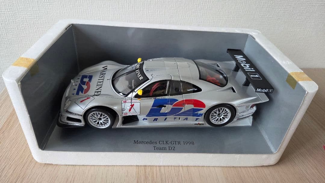 【美品】Mercedes CLK GTR 1998 Team D2 ミニカー