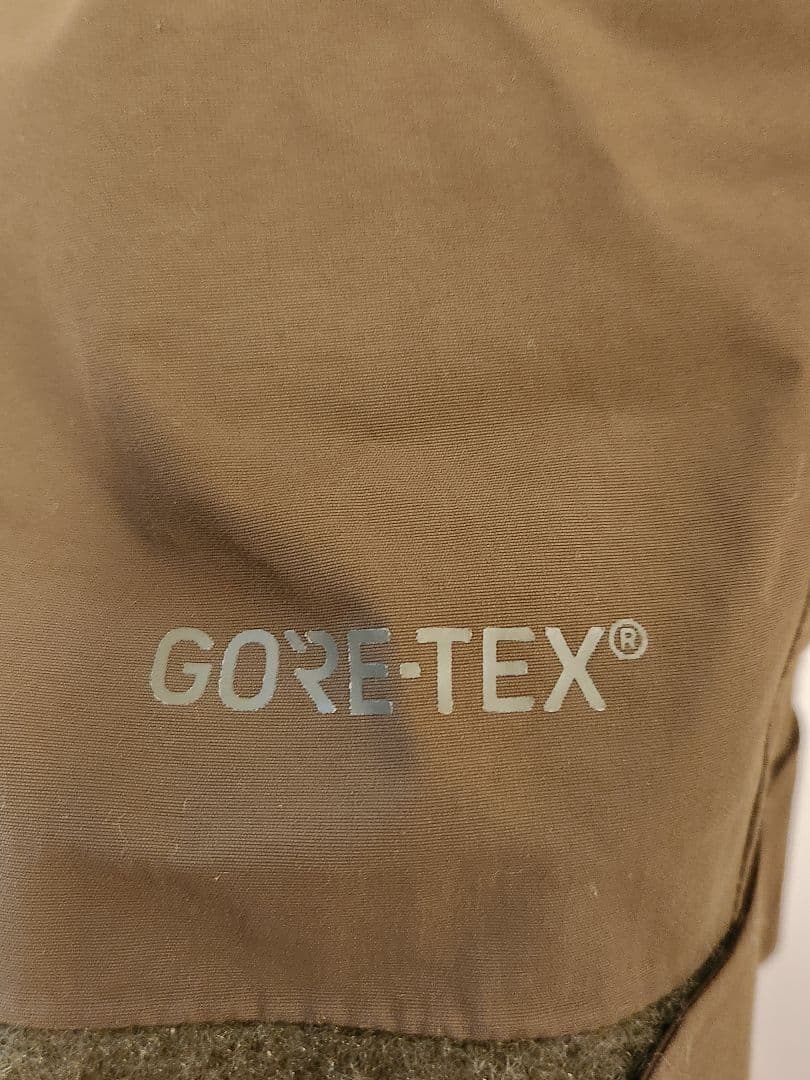 BURTON　ak　GORE-TEX　ジャケット