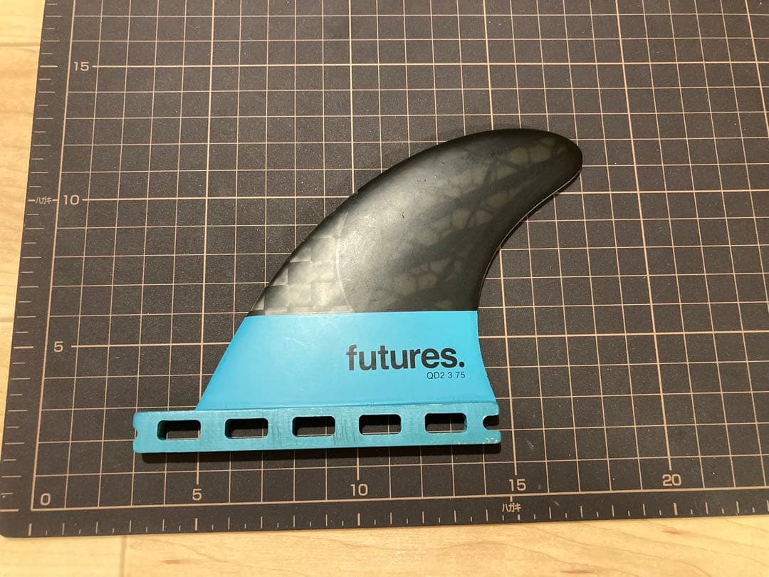 Blackstix 3.0 F4 -v2 FUTURES 5フィン　Sサイズ