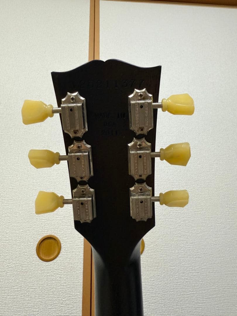 ギブソン　Les Paul Studio Faded 2011年