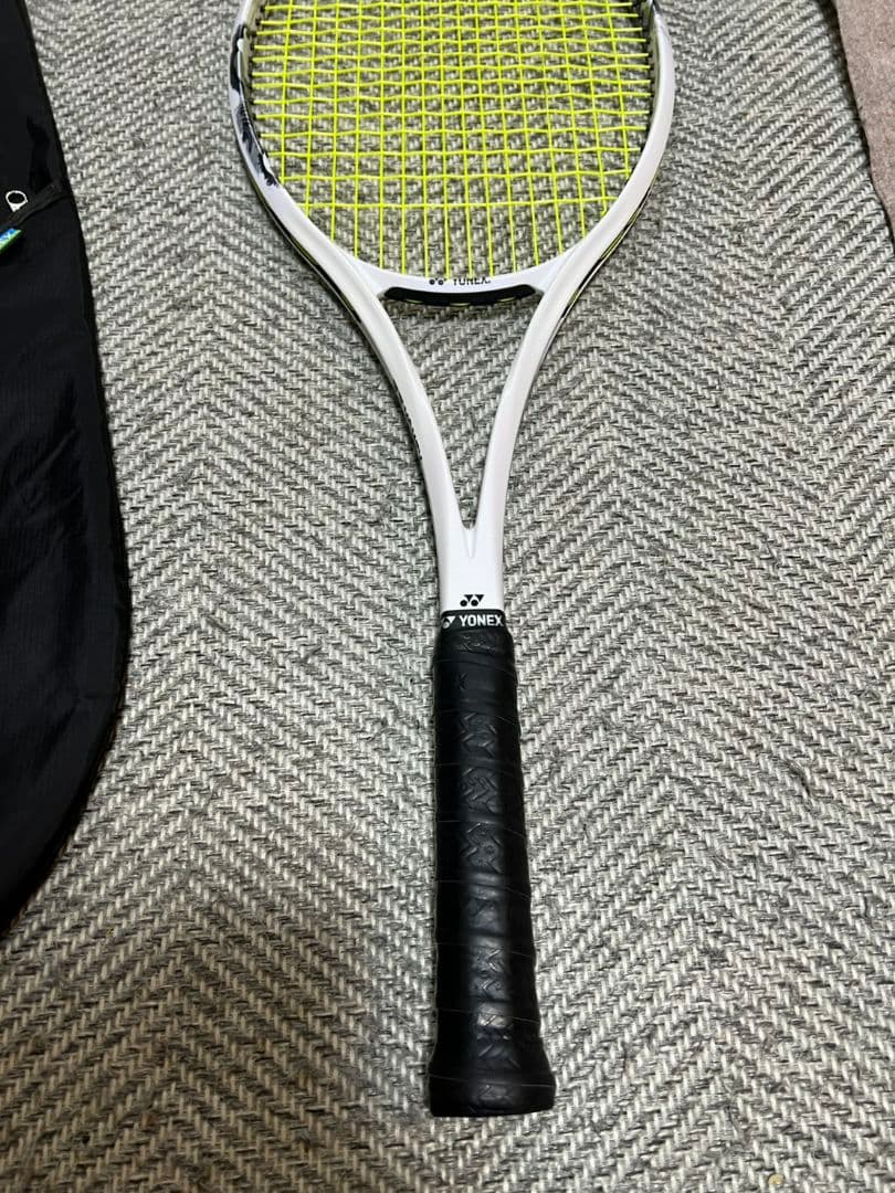 YONEX ジオブレイク80V 最新ラケット