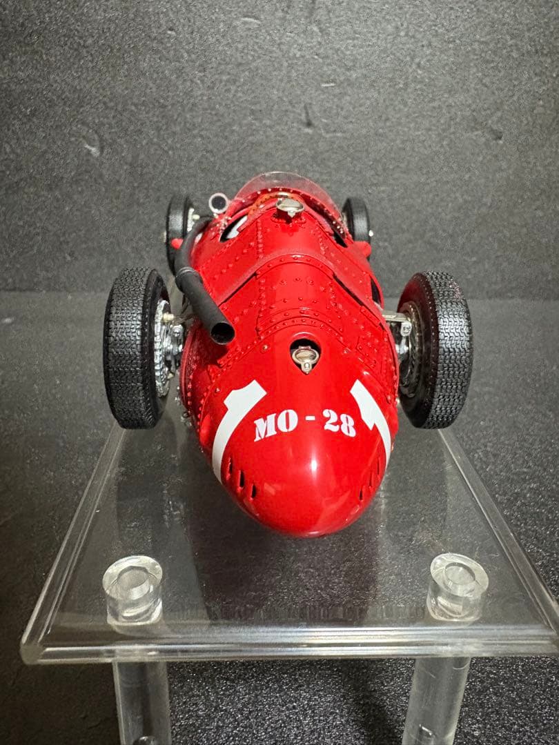CMC 1/18 Maserati 250F (1957) 限定版