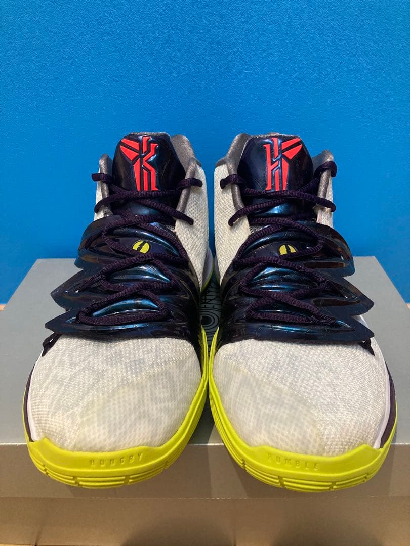 Nike Kyrie 5 ナイキ カイリー5