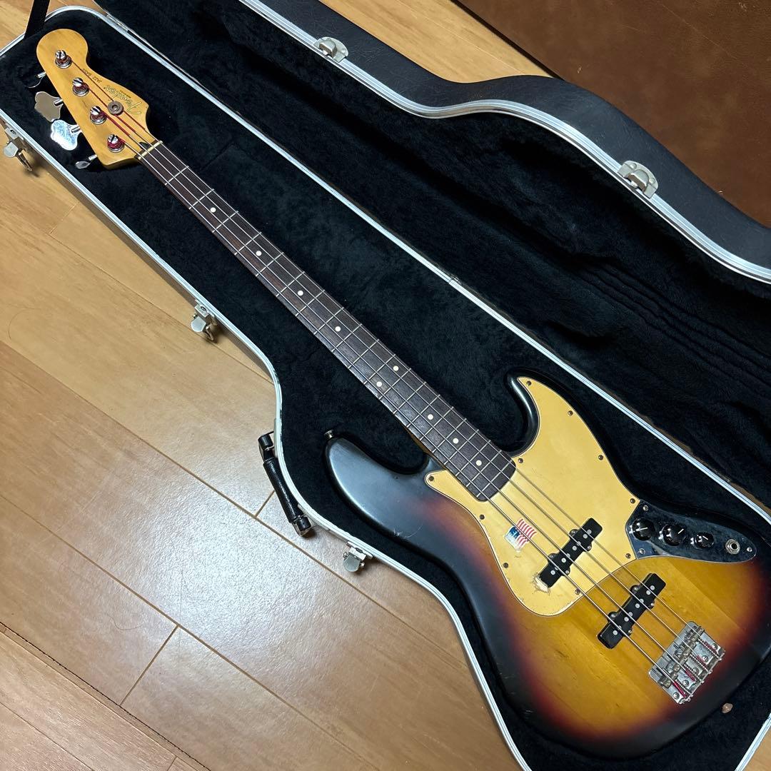 Fender USA American Jazz Bass ハードケース付き