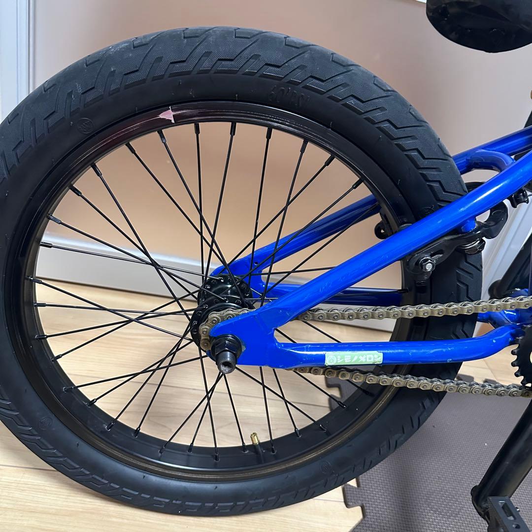 SUBROSA BMX18インチ 青
