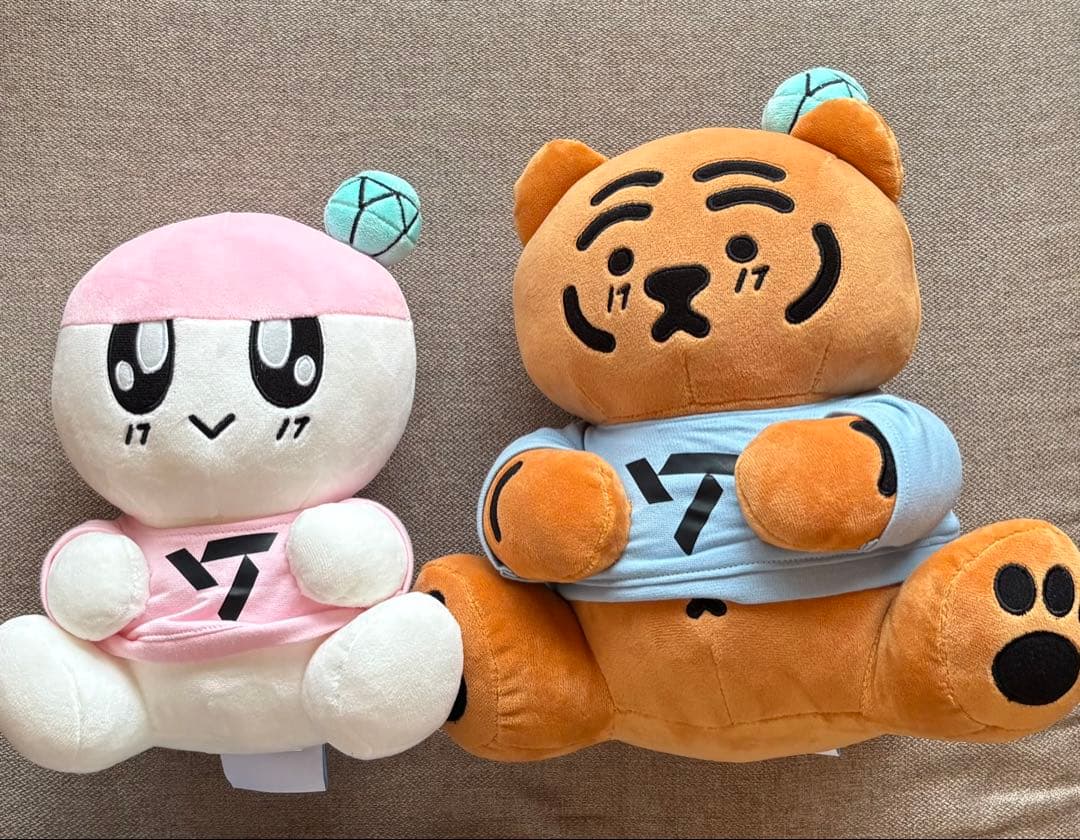 ボンボンイ×ムジークタイガー ぬいぐるみ SEVENTEEN PLUSH TOY