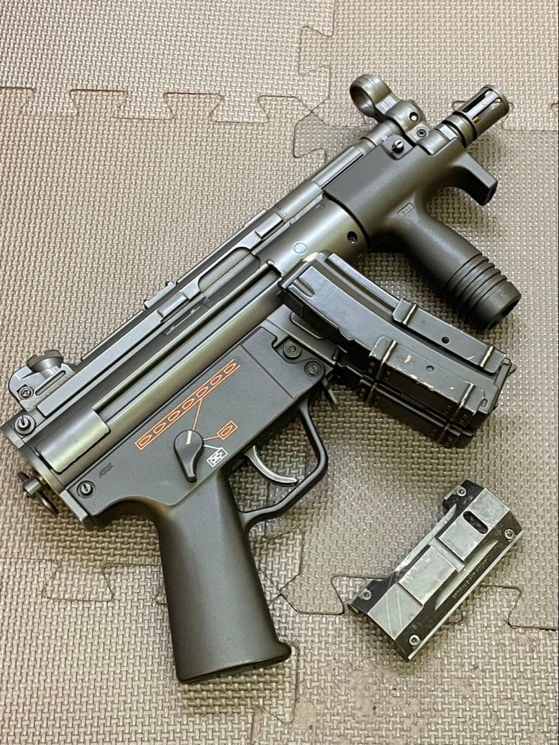 東京マルイ MP5K クルツ　メタルペイント、フルメンテ済み、ライトカスタム
