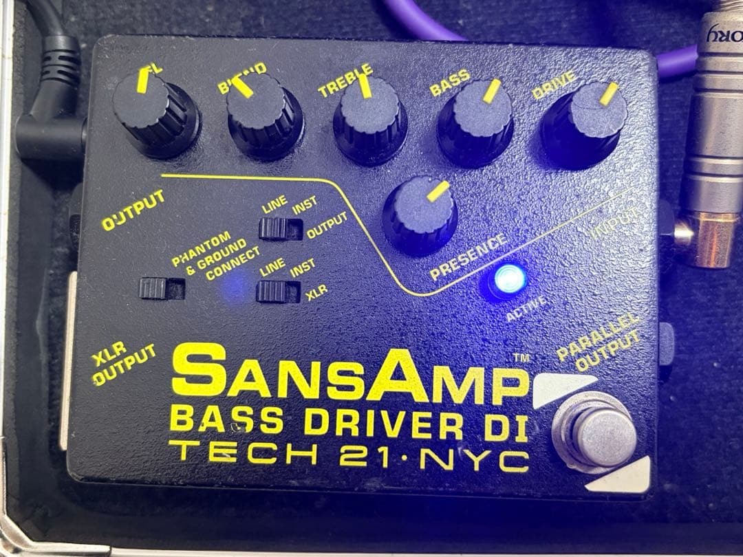 ベース Tech 21 SANSAMP Bass d WAXX mod