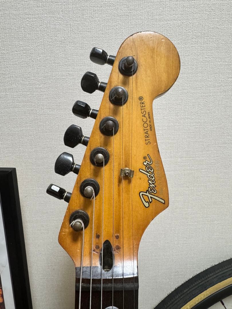 Fender Stratcaster ストラトキャスター　フェンダー