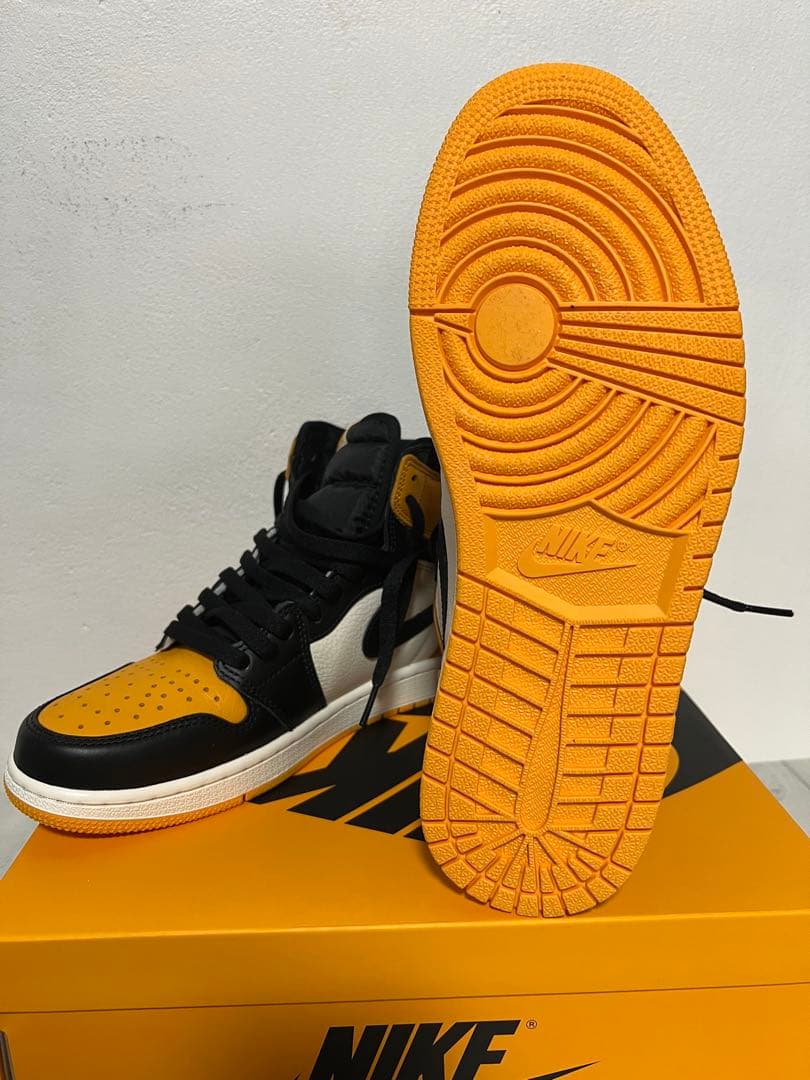 シューズ(男性用) Nike Air Jordan 1 High OG TAXI