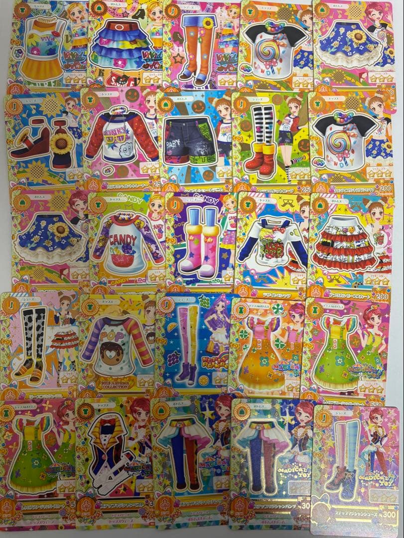 アイカツカード　初期　約300枚　まとめ売り