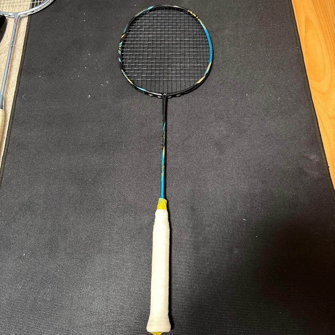 YONEX ASTROX 88S proバドミントンラケット