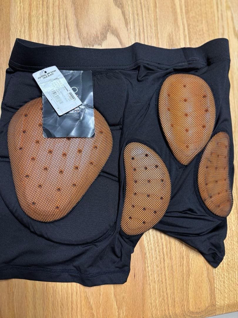 BURTON パッド付きインナー　ショートパンツ