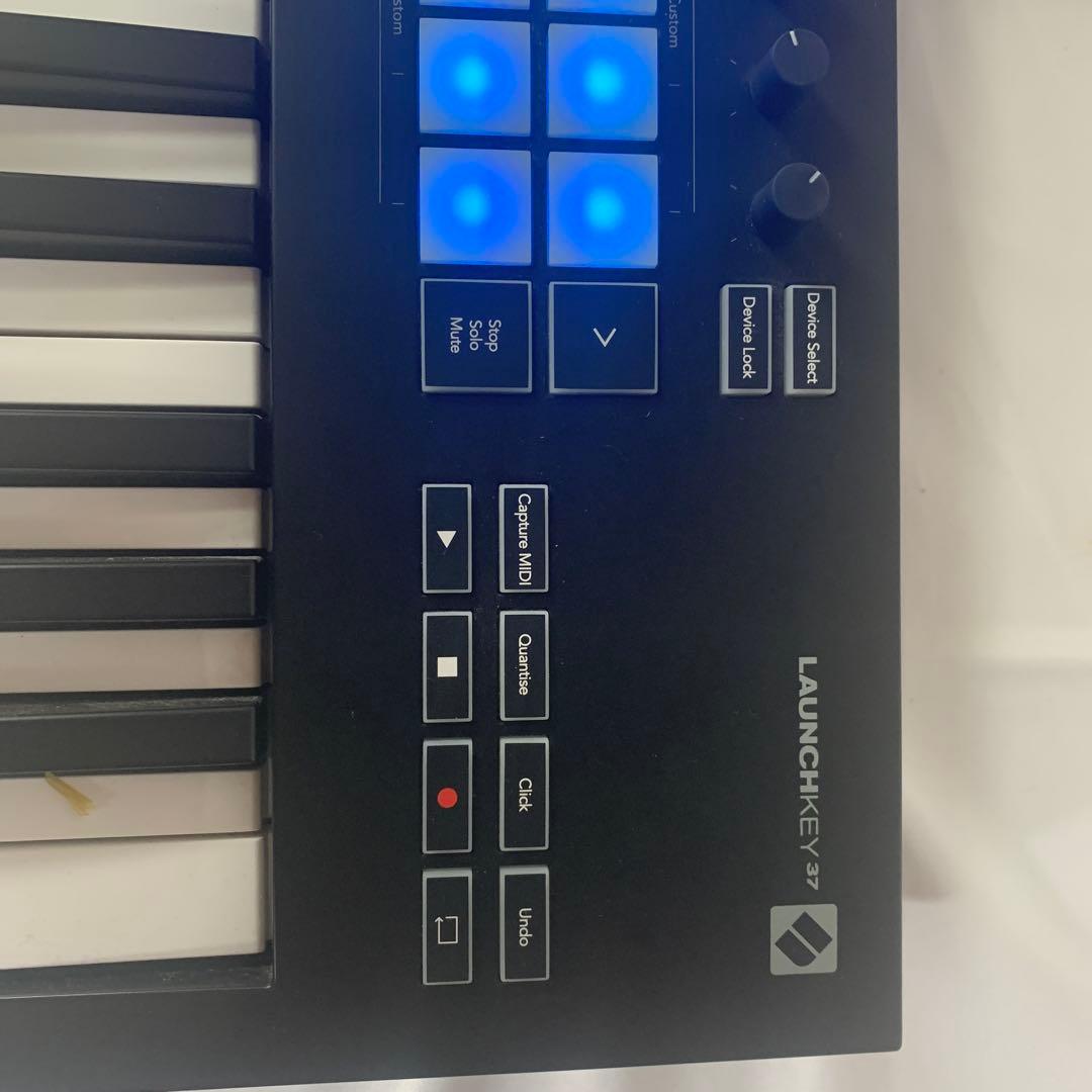 NOVATION Launchkey 37 MK3 MIDIキーボード
