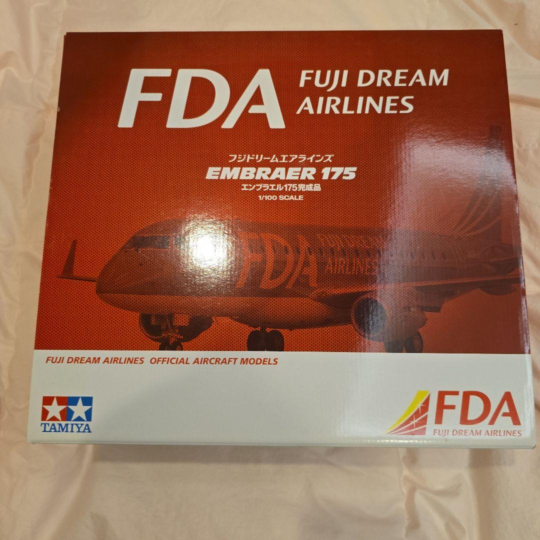 タミヤ FDA フジドリームエアラインズ エンブラエル175 レッド 1/100