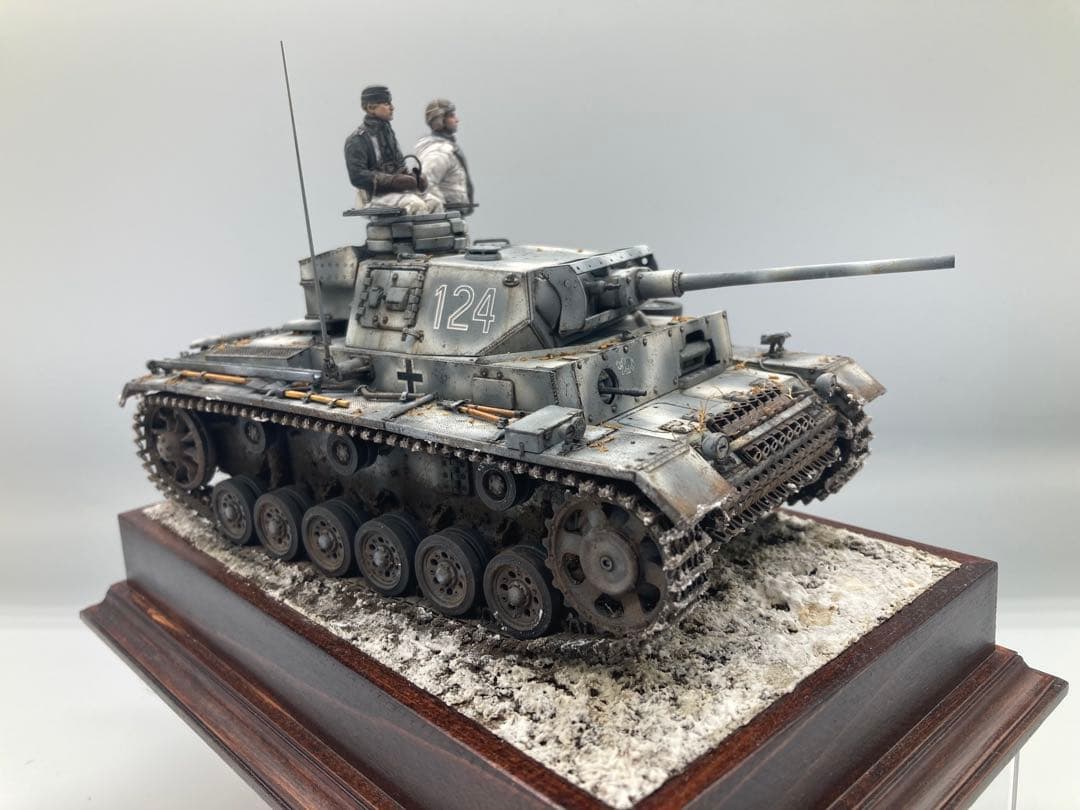 戦車完成品 1/35 3号戦車L型 ヴィネット全塗装済み完成品